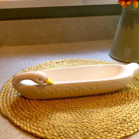 Ron Gordon Designs, Inc. | Dining | Vintage Swan Dish Ron Gordon Designs 982 | Poshmark